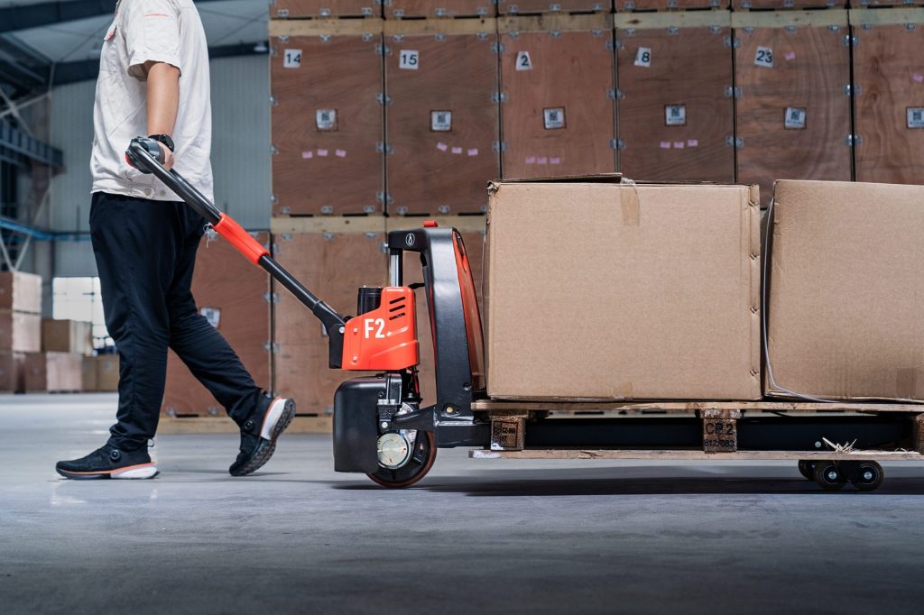 "pallet trucks" - EP Equipment